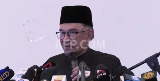 อันวาร์ อิบราฮิมแถลงข่าวครั้งแรกในฐานะนายกฯ | TOPNEWS
