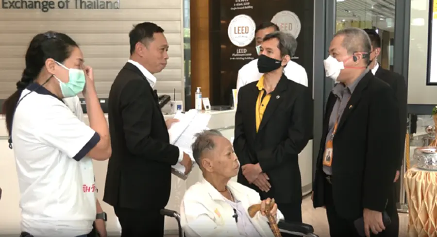 "ครอบครัวรัตนพันธ์" บุกตลท.จี้สอบ SC Asset แพร่ข้อมูลเท็จ | TOPNEWS